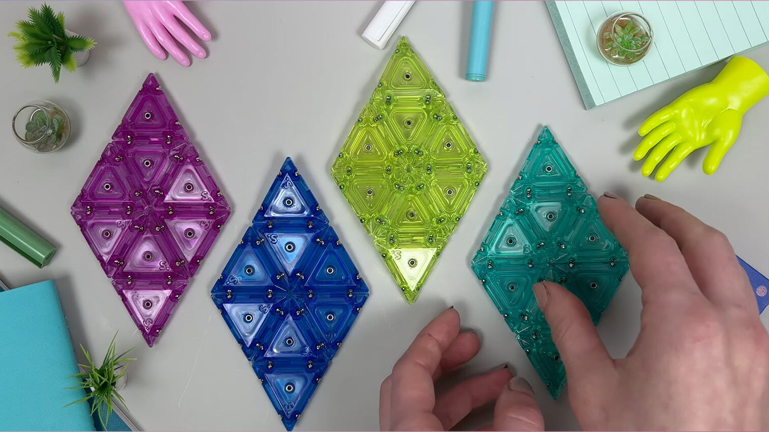 Meet Crystal Geode Pyramid! - Speks